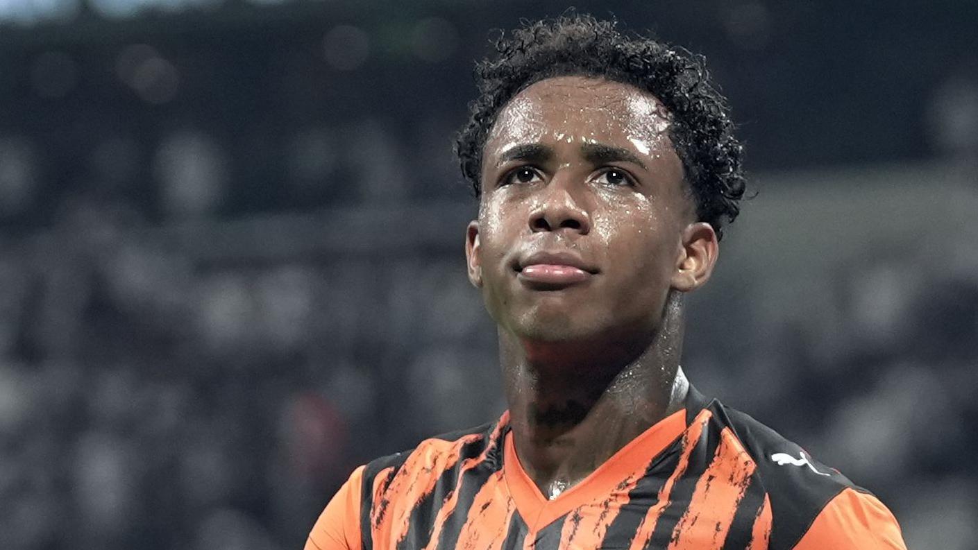 Fulham sign Shakhtar's Kevin in club-record £34.6m deal