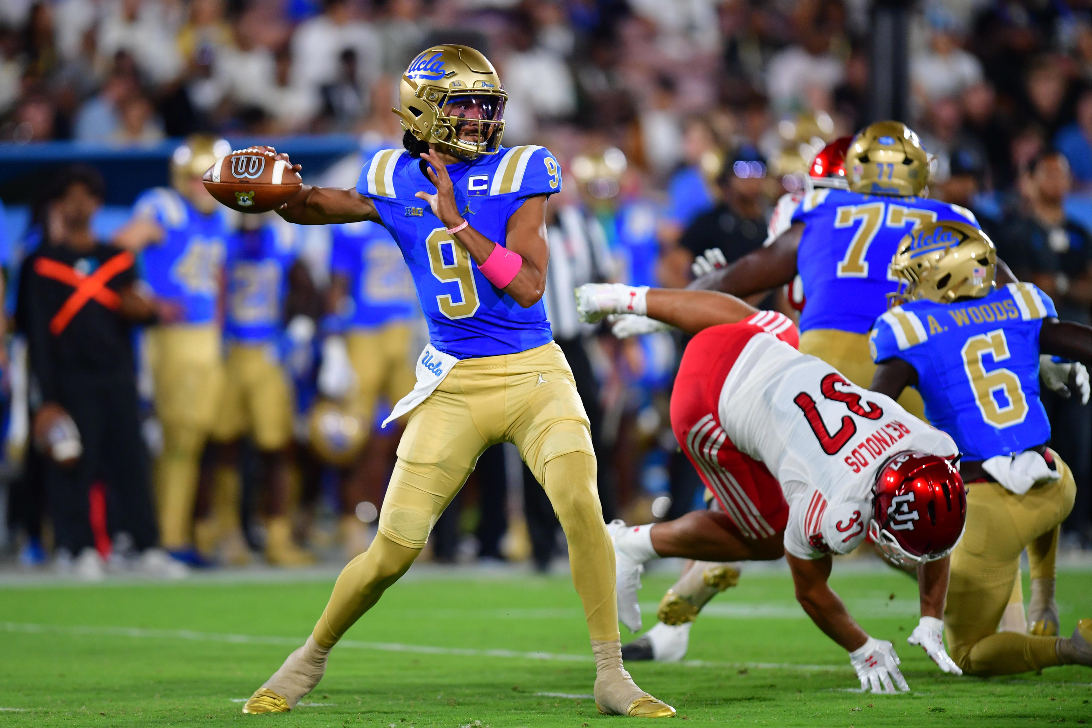 UCLA's 1968 football team manager commits $10 million to the program