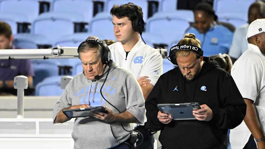 TCU Team Captain Shouts Out Bill Belichick's Girlfriend During Locker ...
