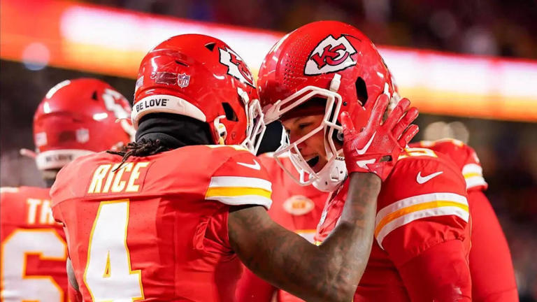 Patrick Mahomes leads Chiefs into opener as Rashee Rice suspension ...