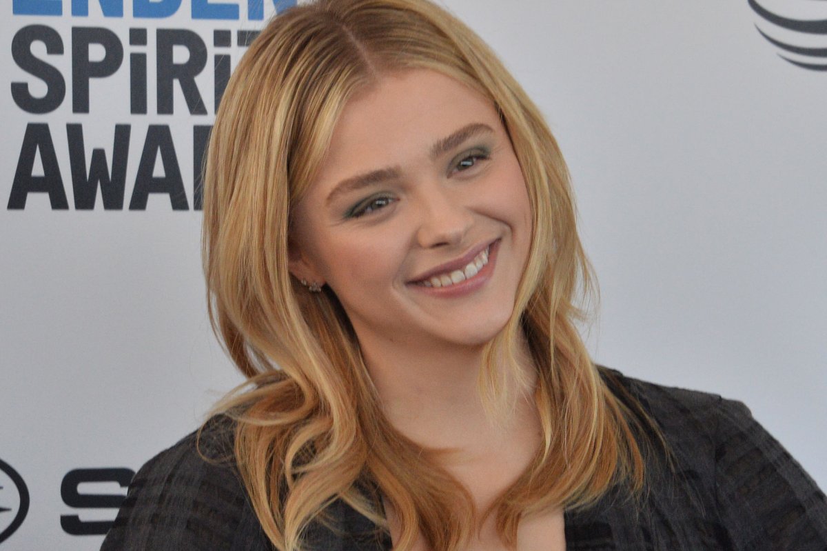 Chloe Grace Moretz marries Kate Harrison