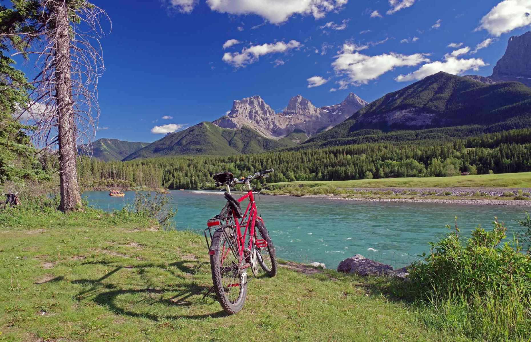 Canada's most beautiful cycling routes, ranked