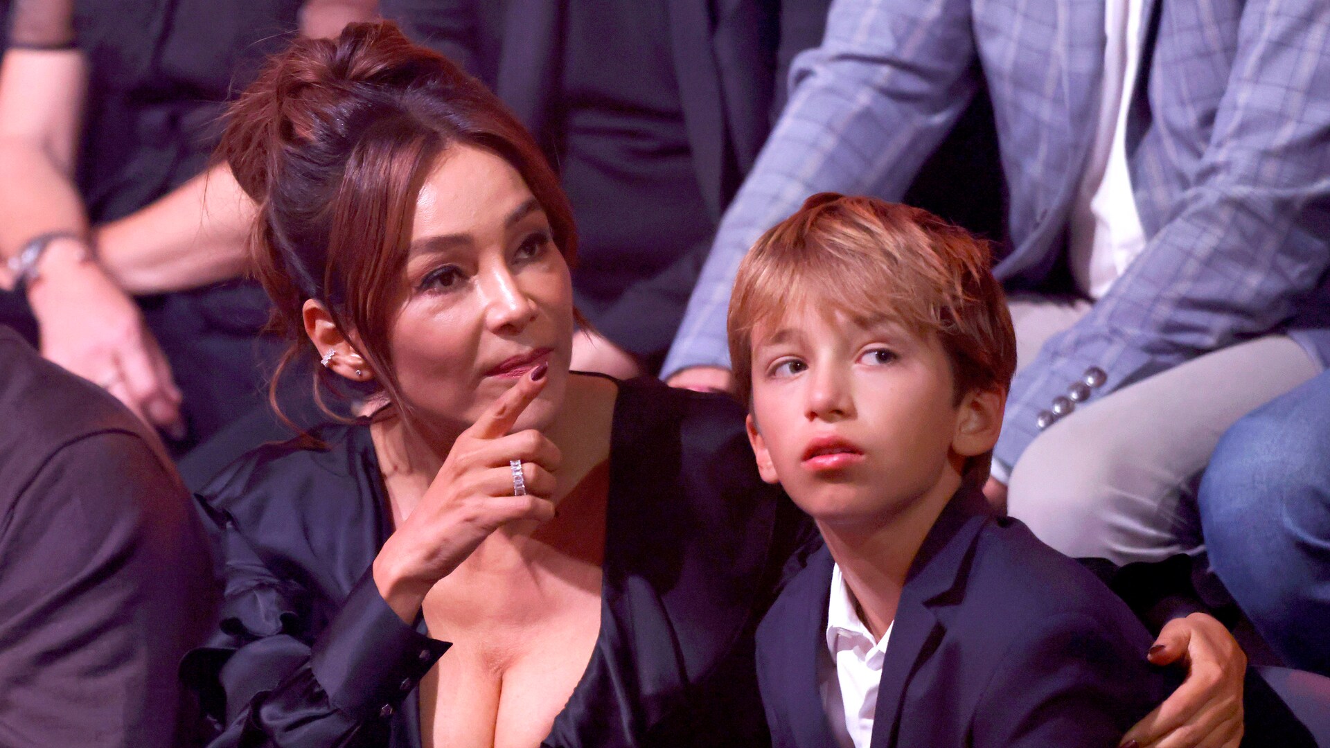 Verona Pooth verrät: Warum ihr 14-jähriger Sohn hinter Dubai ...