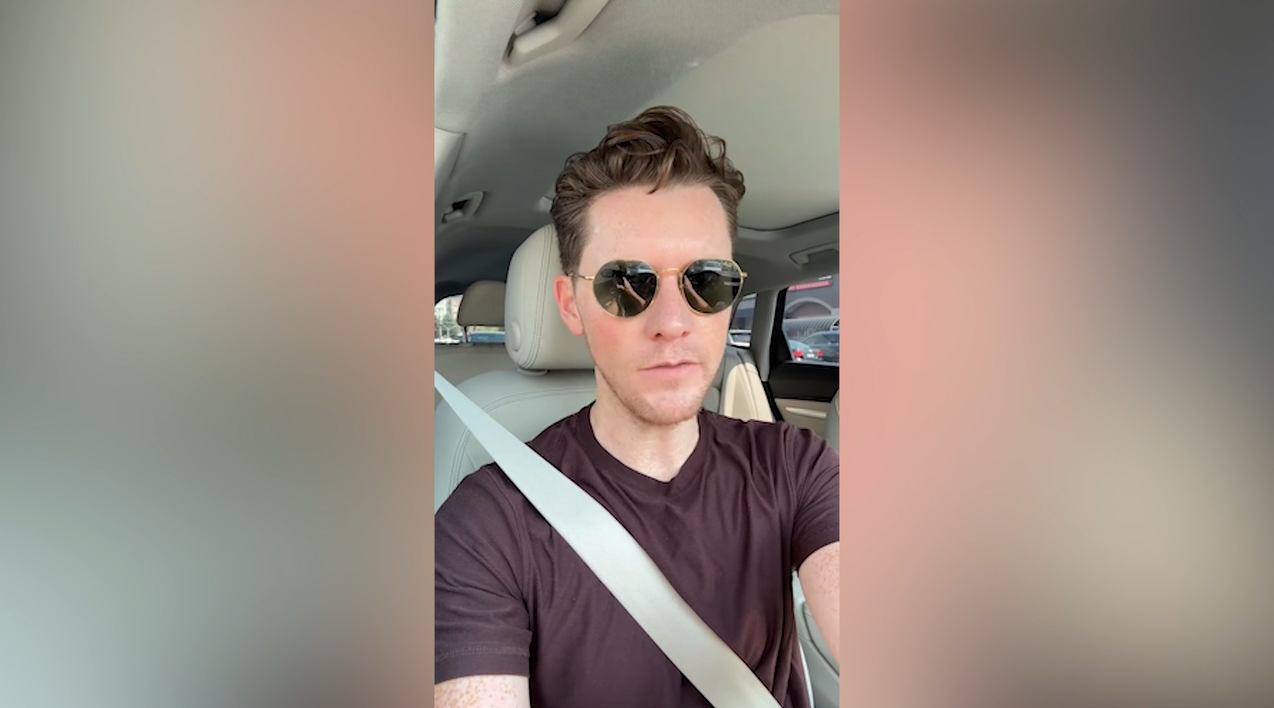 Gay Man Asked Awkward Question By Niece—But There’s A Twist