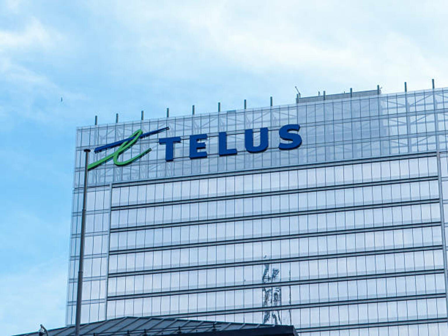 Telus to acquire remaining Telus Digital shares for $539 million at $4.50 per share