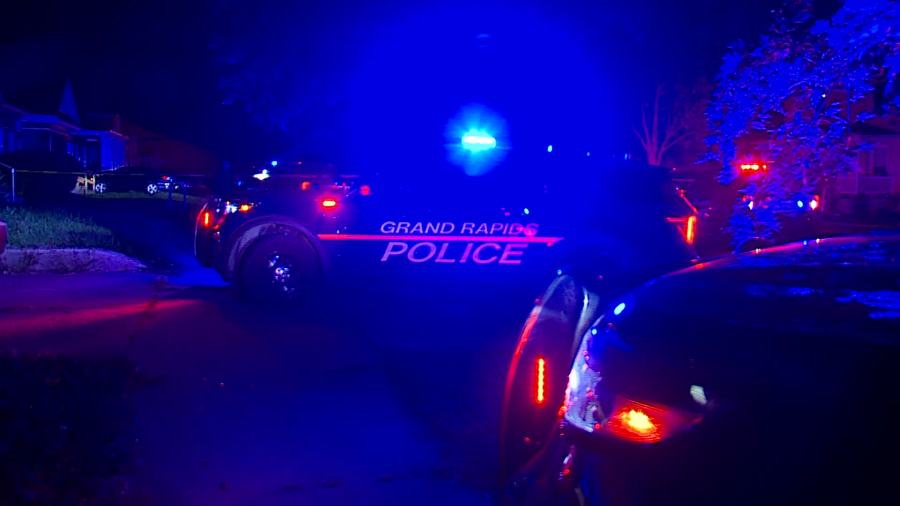 GRPD: 3 shot in Burton Heights neighborhood