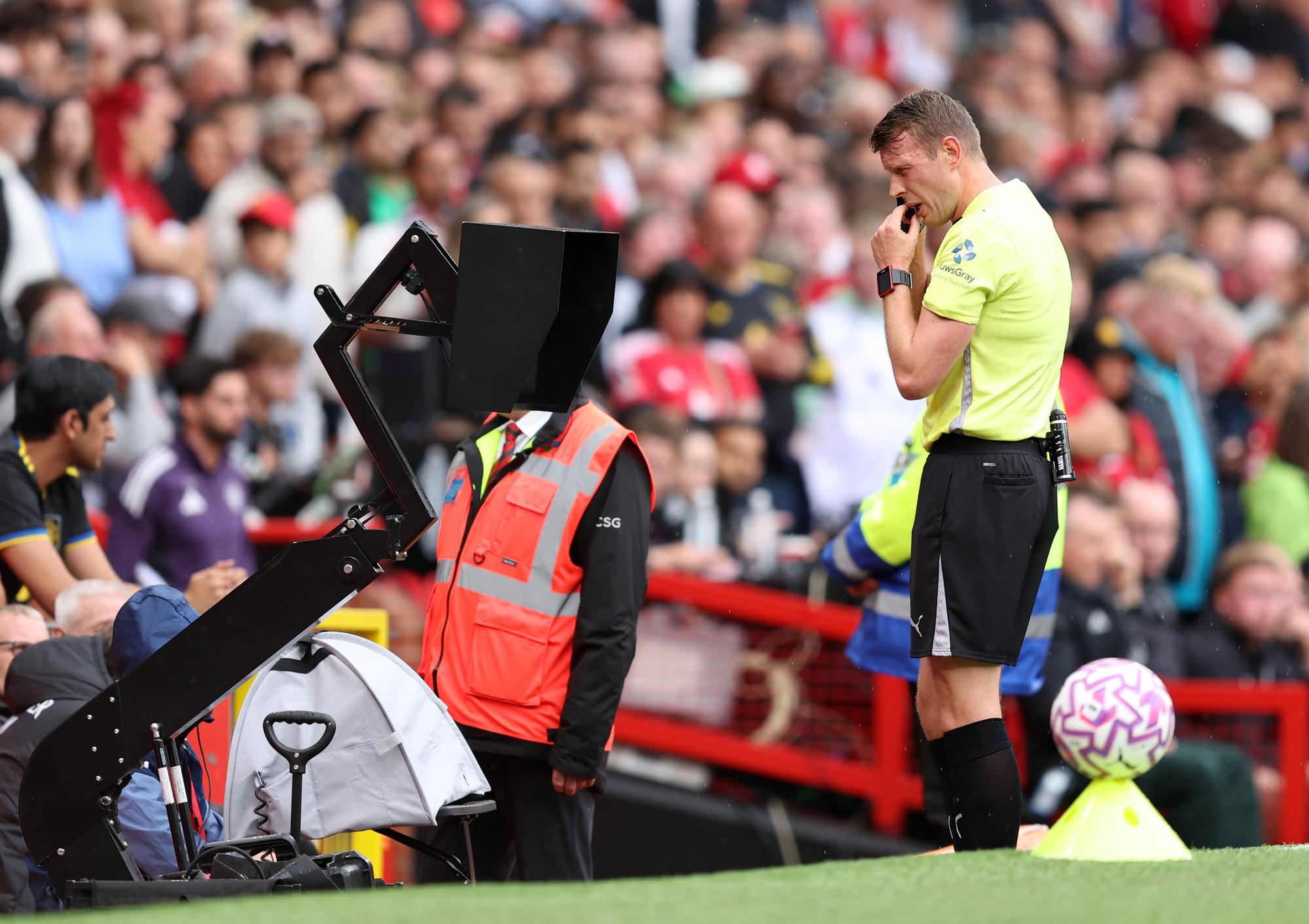 Dermot Gallagher's verdict on VAR controversies during Man Utd v Burnley game