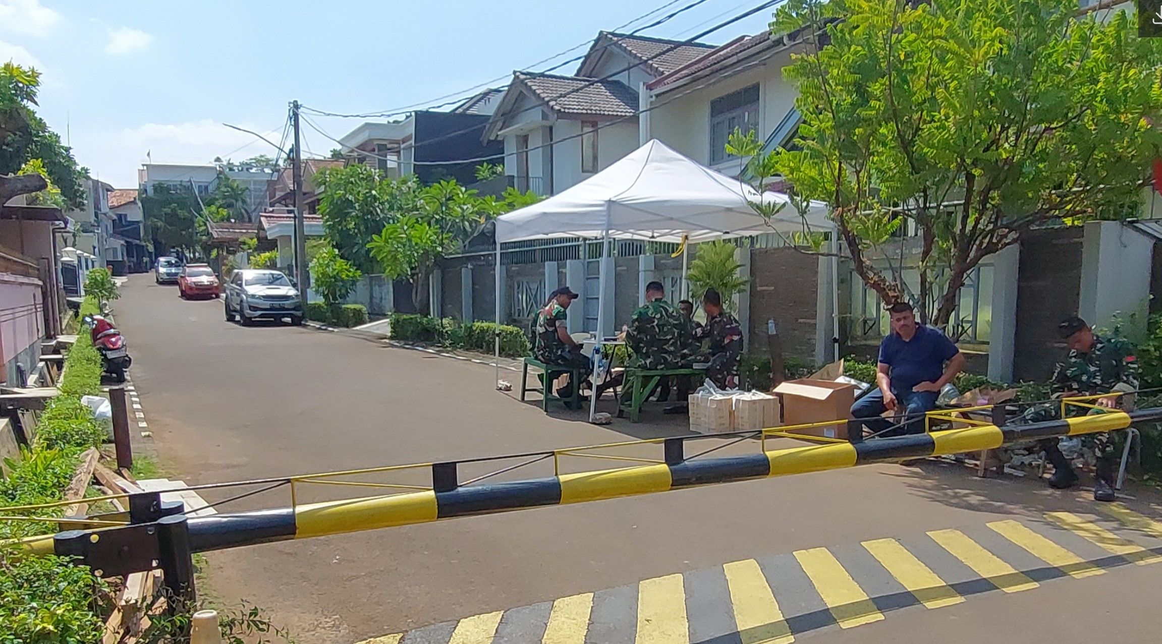 Hari Ketiga Kondisi Rumah Sri Mulyani Pasca Dijarah: Dijaga Ketat TNI, Didatangi Inafis