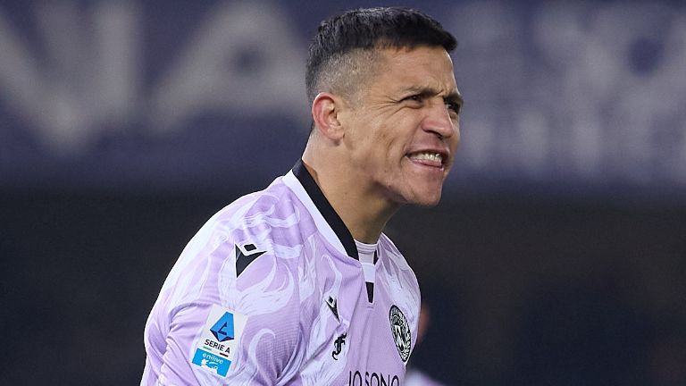 Alexis Sanchez completes shock deadline day transfer to La Liga as ex ...