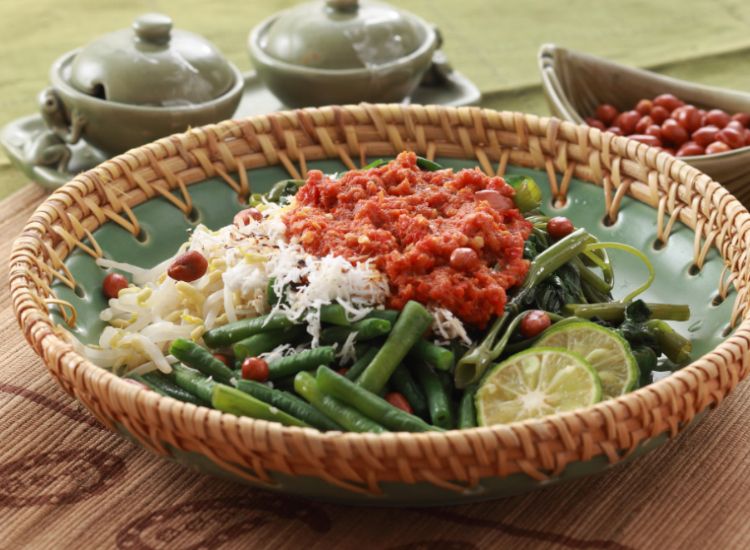 Resep Plecing Kangkung dengan Sambal Pedas