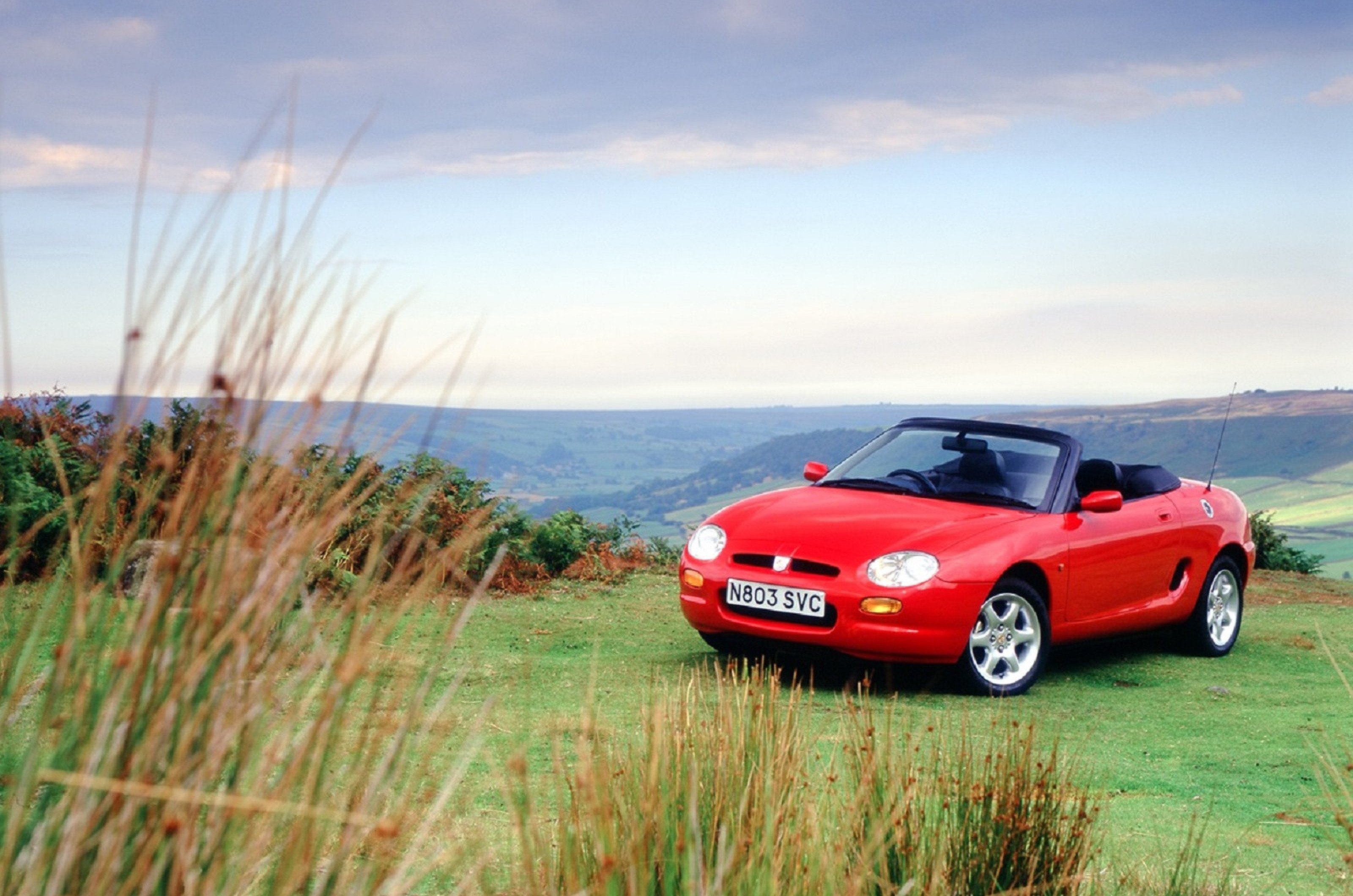 20 super ’90s roadsters
