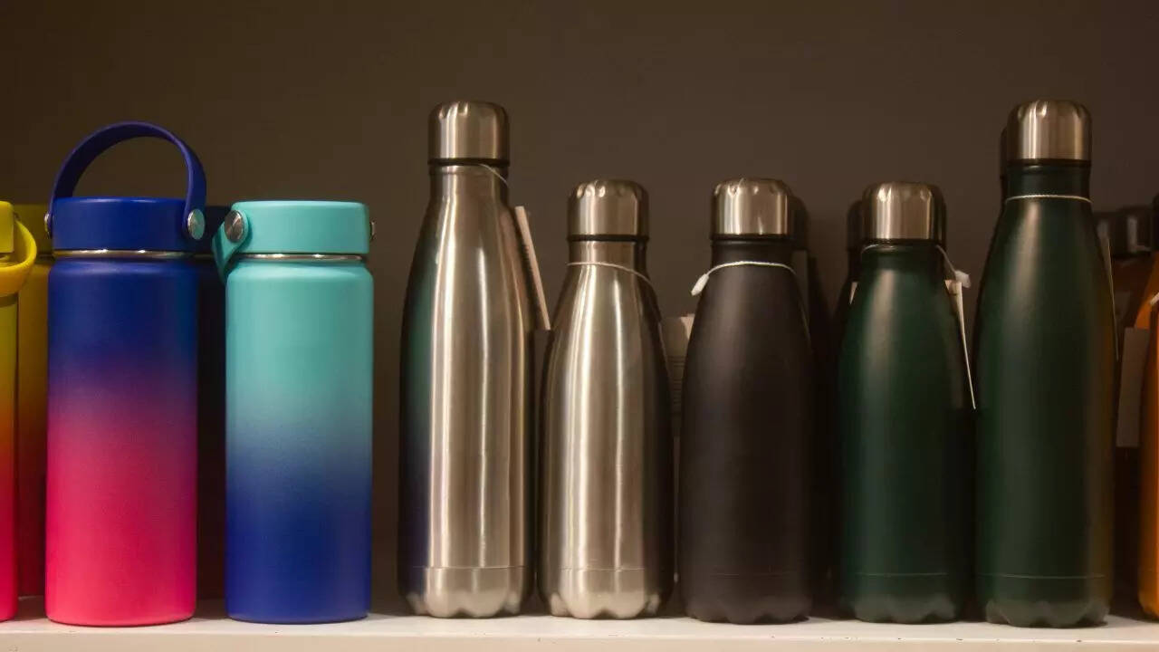 Why an unwashed water bottle is risky for your health: Simple cleaning ...