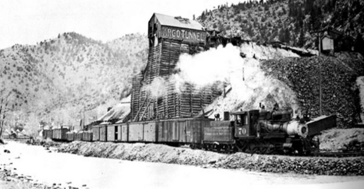 22 Photos That Reveal the Rough Reality of the Colorado Gold Rush