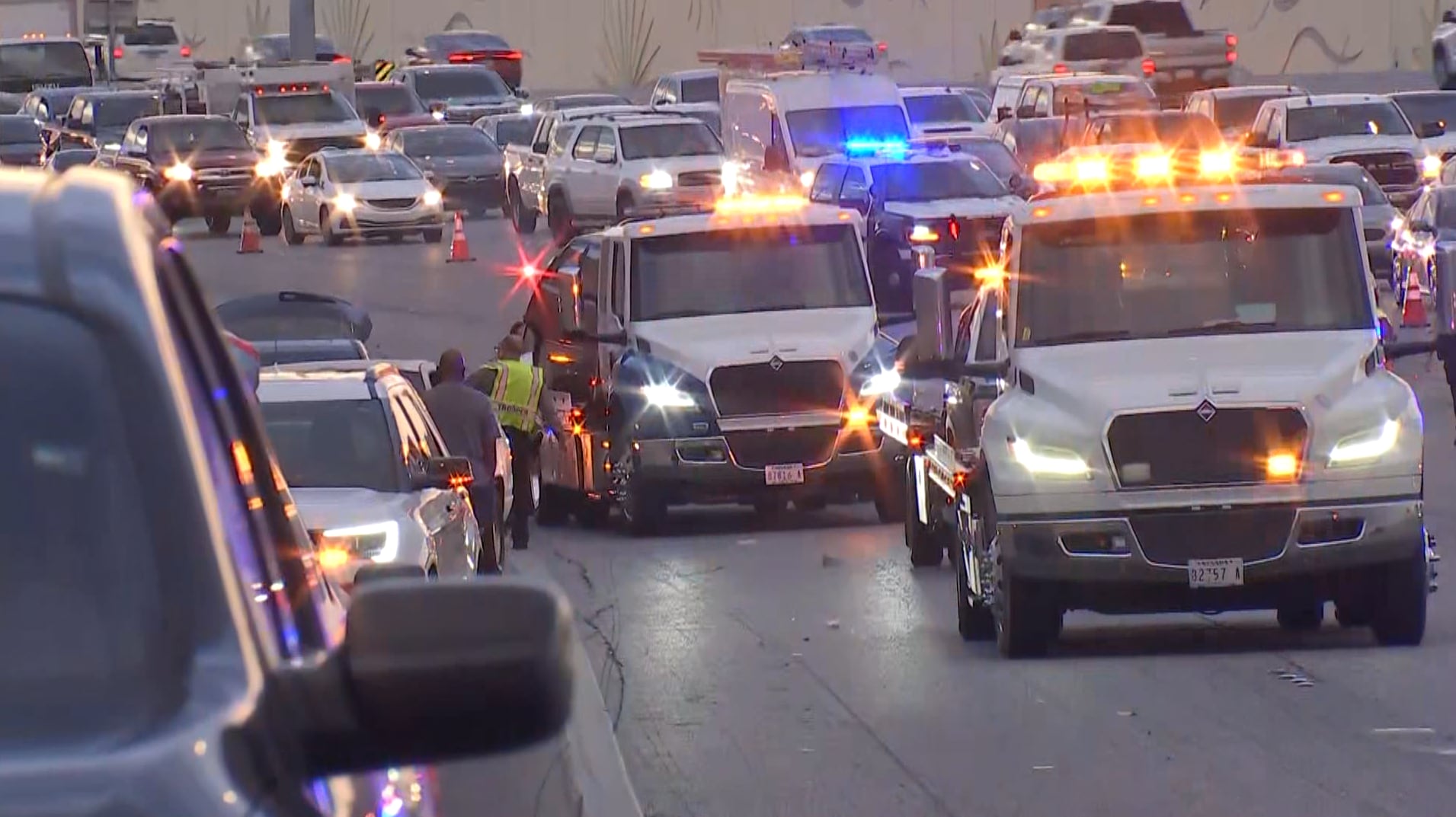 More than 10 vehicles sustain damage after early morning crash on I-11 NB