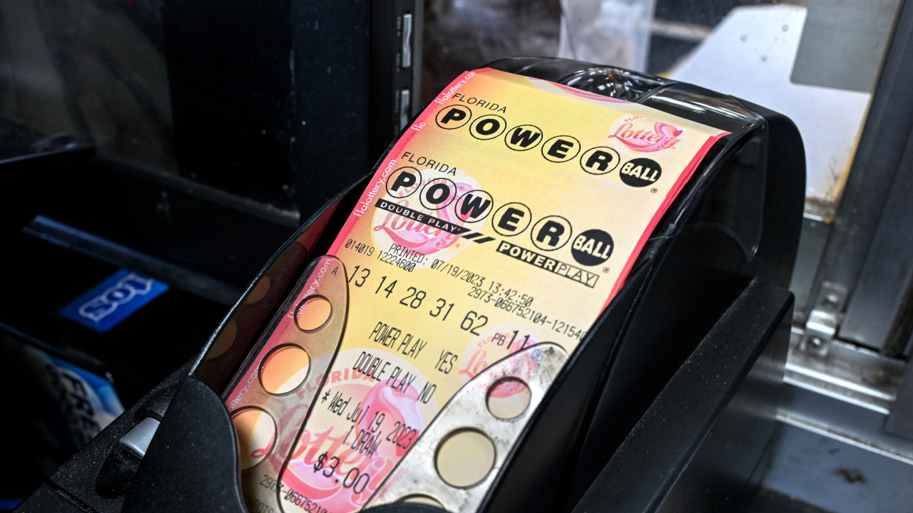 Powerball lottery: Winning tickets sold in Florida, worth $1M, $150K, $50K