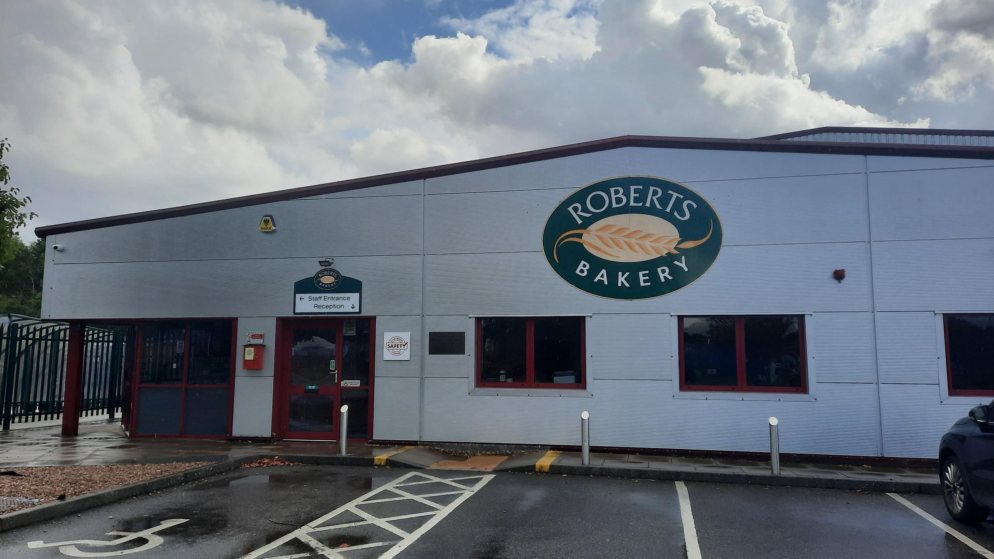 Popular bakery chain set to close Derbyshire site as 38 jobs at risk