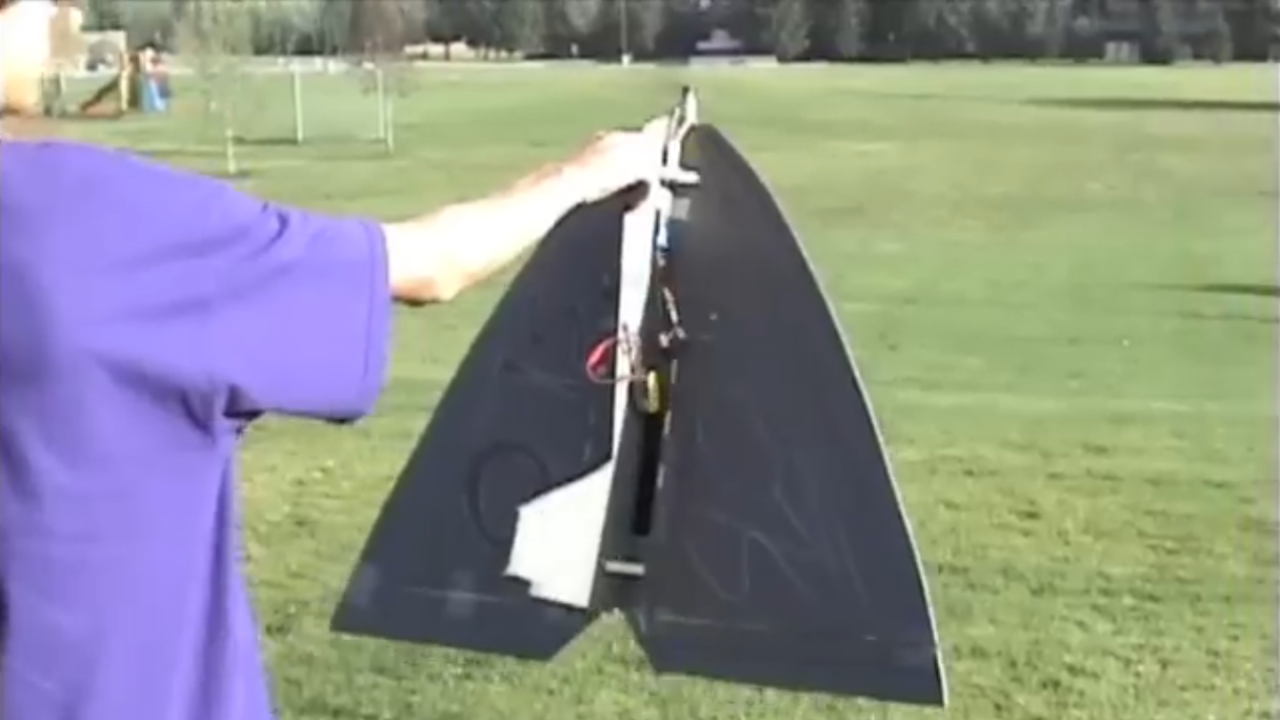 Delta Slow Flyer RC Plane in Action