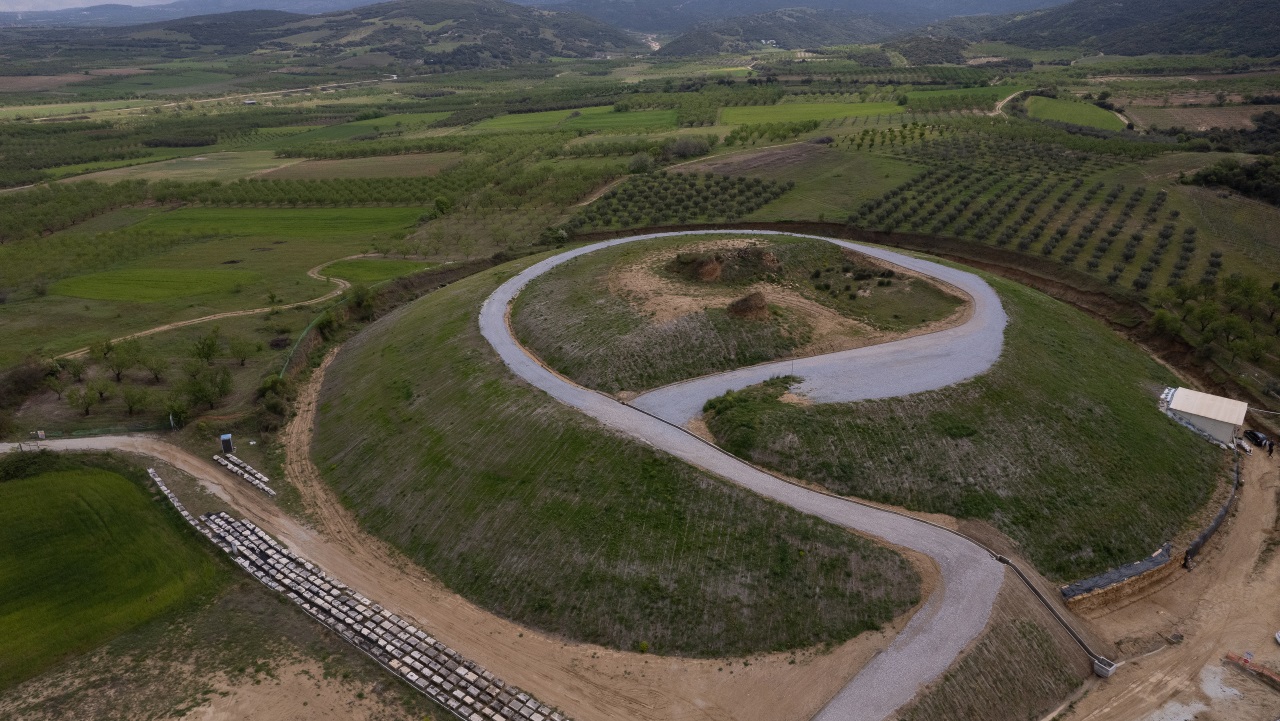 Παραδίδεται το αργότερο έως τις αρχές του 2028 ο Τύμβος Καστά – Αυτοψία ...