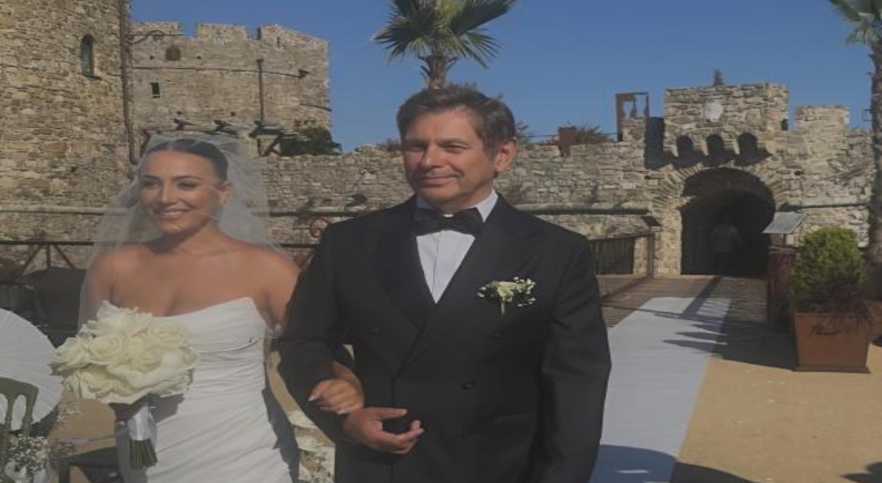 Nozze da star per Ellea Taylor nel castello di Rocca Cilento: festa con ...