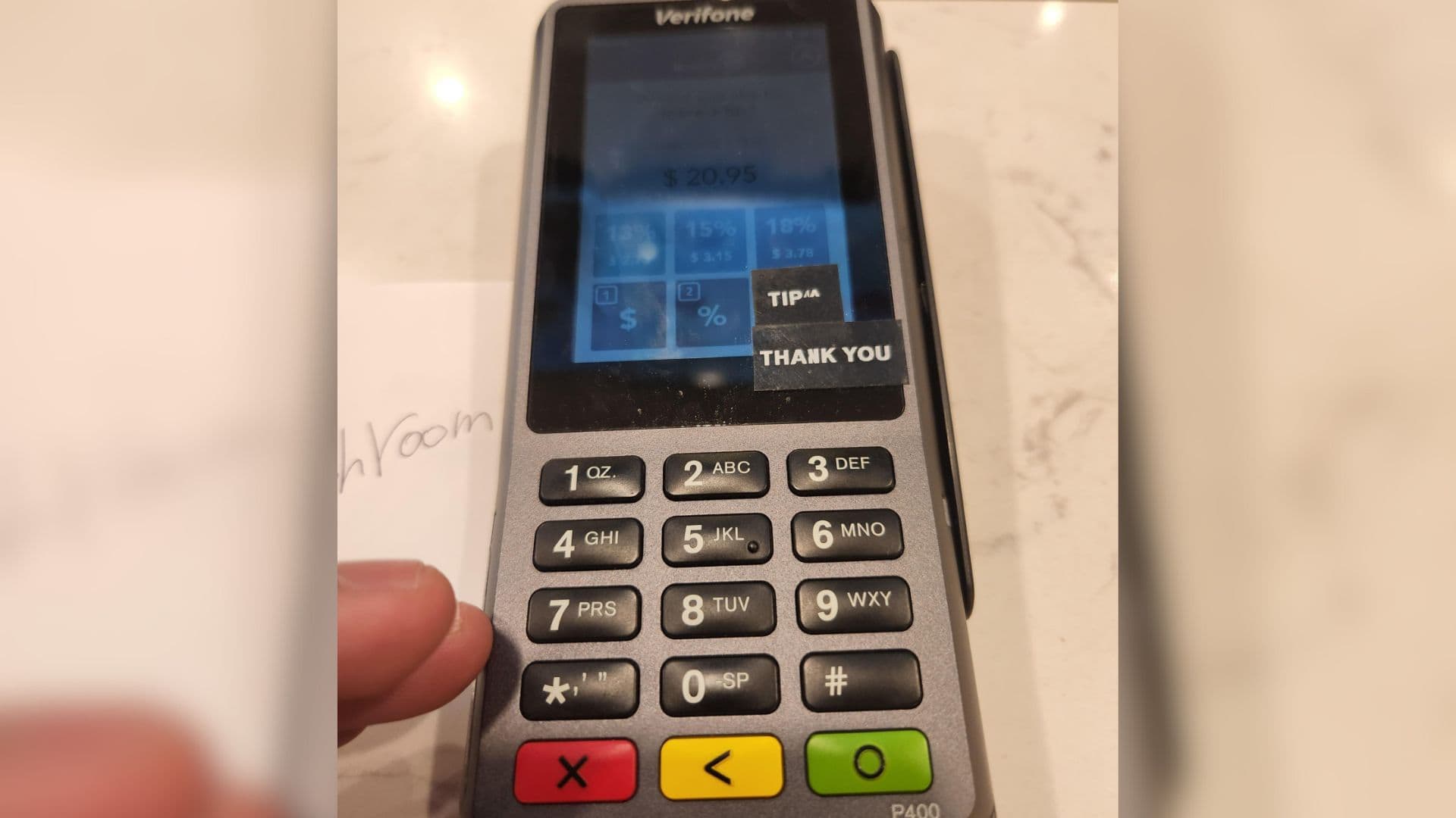 Restaurant Covers the "No Tip" Option With a Sticker to Push Customers ...