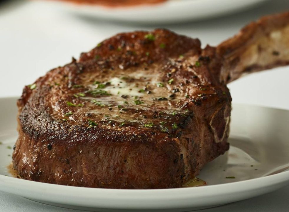 7 chain restaurants that use USDA prime steak