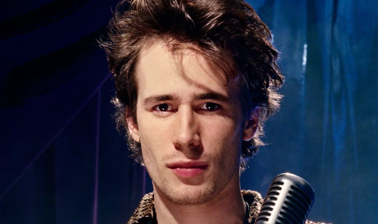 Jeff Buckley drowned in the Mississippi River before recording his ...