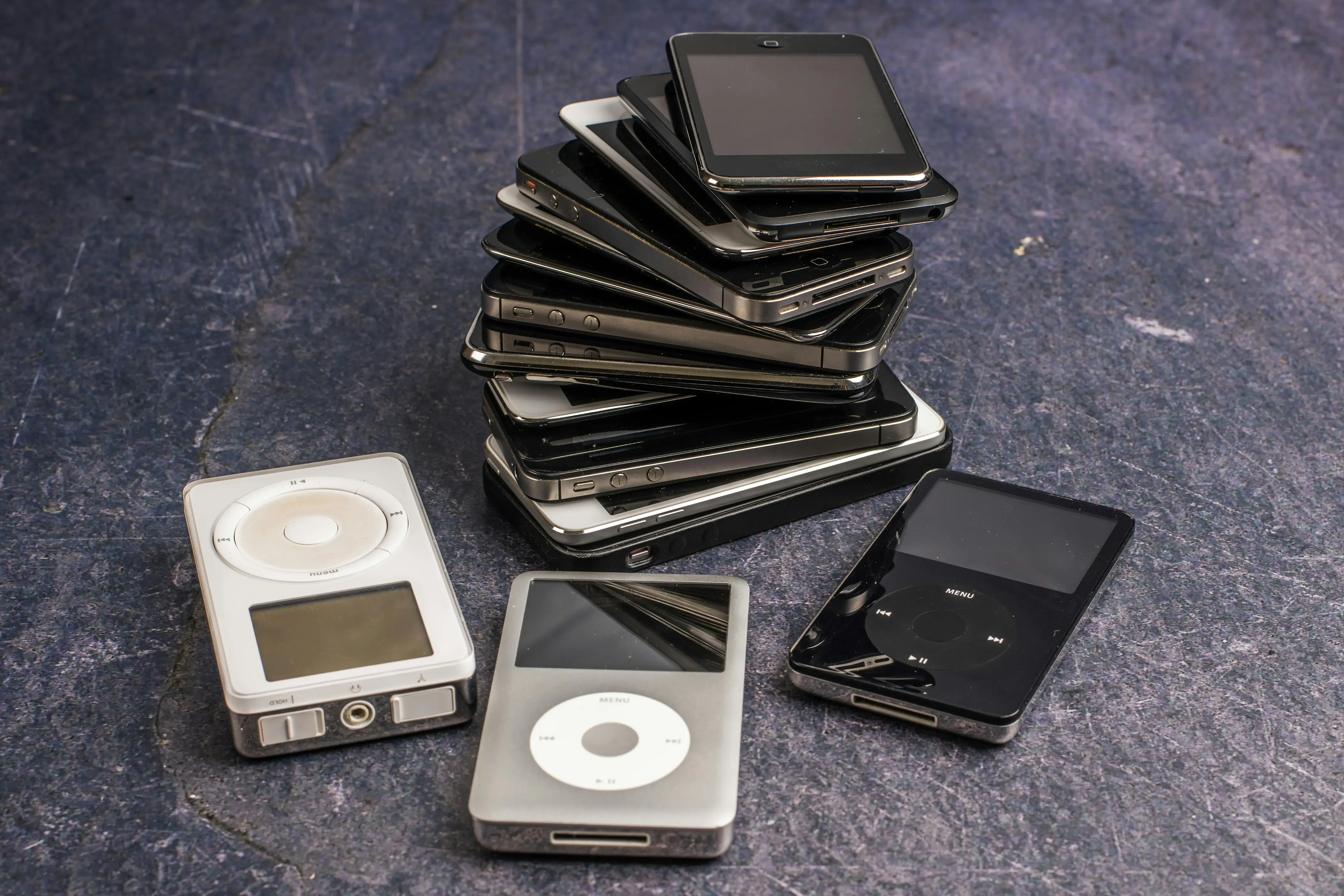 15 Tech Gadgets From the 2000s That Were Supposed to Be “The Future”