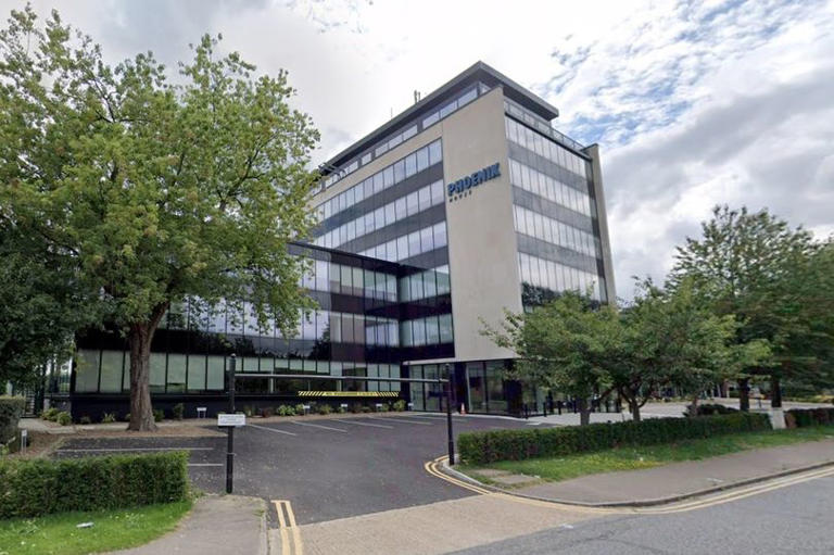 Eye clinic could take over offices on Essex industrial estate