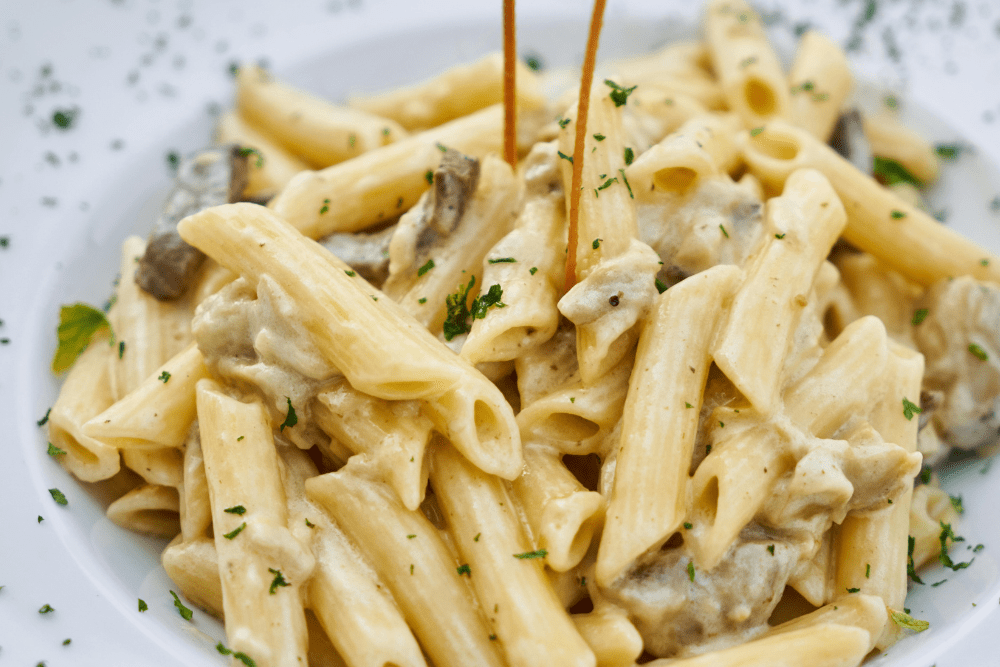 The 10 Dishes Restaurants Often Freeze (But Don't Admit)