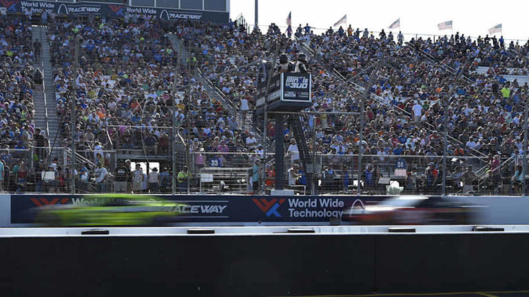How to Watch the NASCAR Cup Series Enjoy Illinois 300 at WWT Raceway
