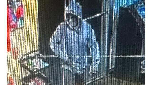 Police seek suspect in St. Albans Town robbery