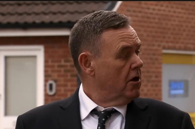 Coronation Street fans 'sorry' as they're divided over Tony Maudsley's ...