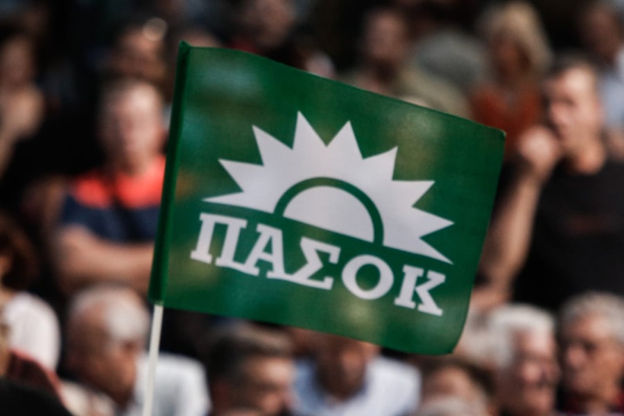 Πρόβλημα Παρασκευαΐδη στο ΠΑΣΟΚ