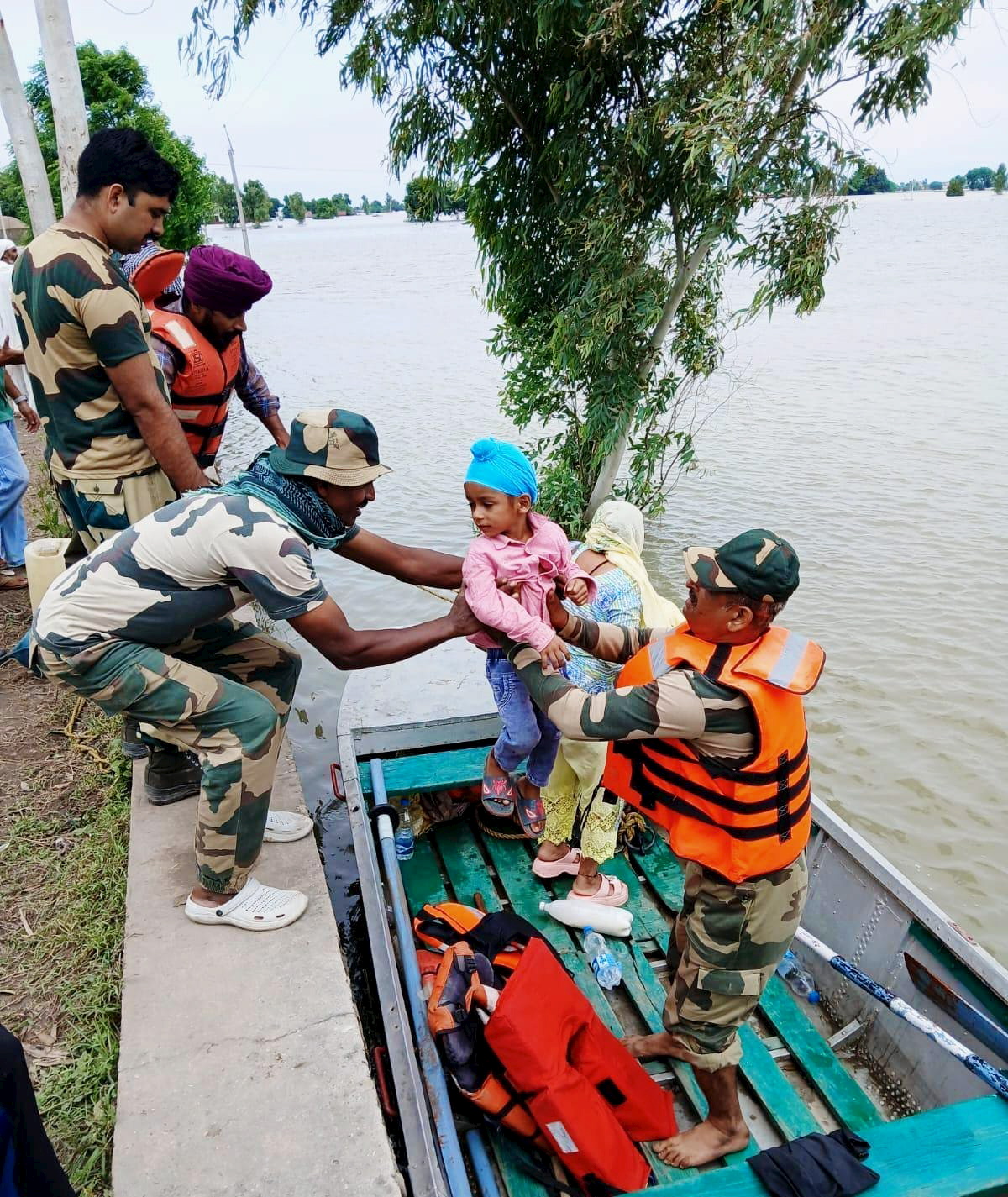 Punjab ministers visit flood-hit areas