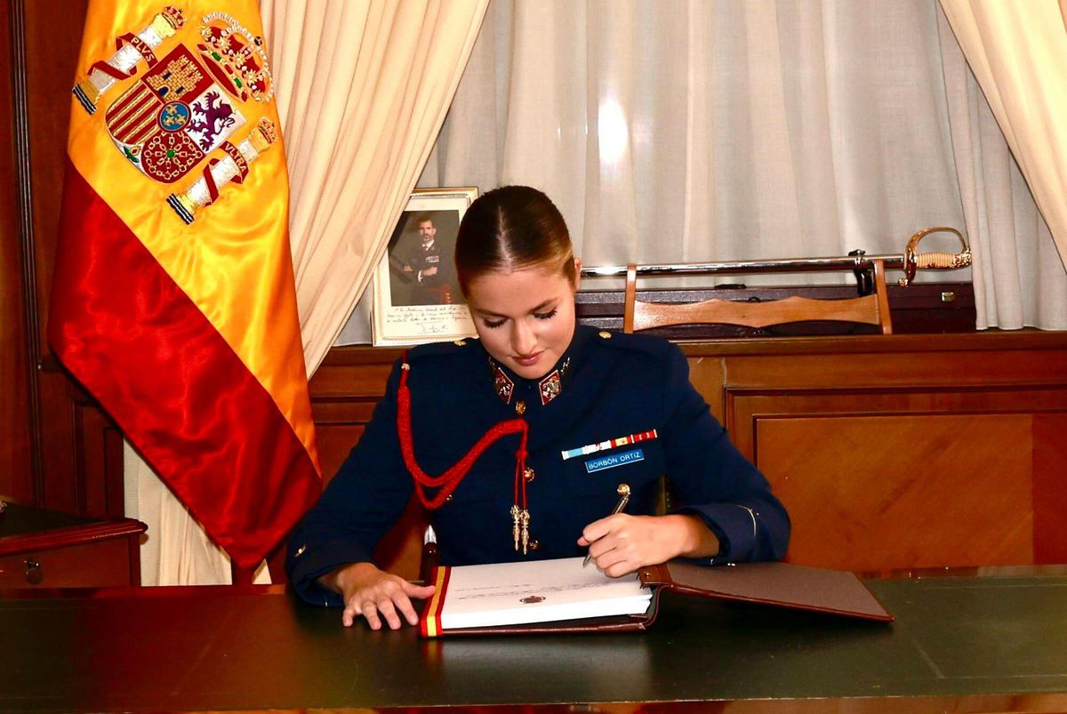 Ready for takeoff! Princess Leonor of Spain to take flight in final ...