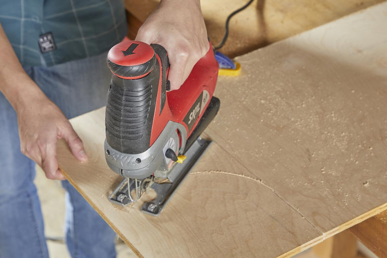 Jigsaw vs. Reciprocating Saw: Which Cutting Tool is Best for Your Project?