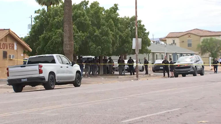 Suspect, officer hurt after search warrant leads to police shooting in ...