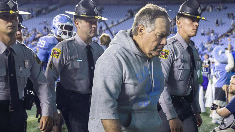 Three pivotal moments that turned Bill Belichick's UNC football debut sour