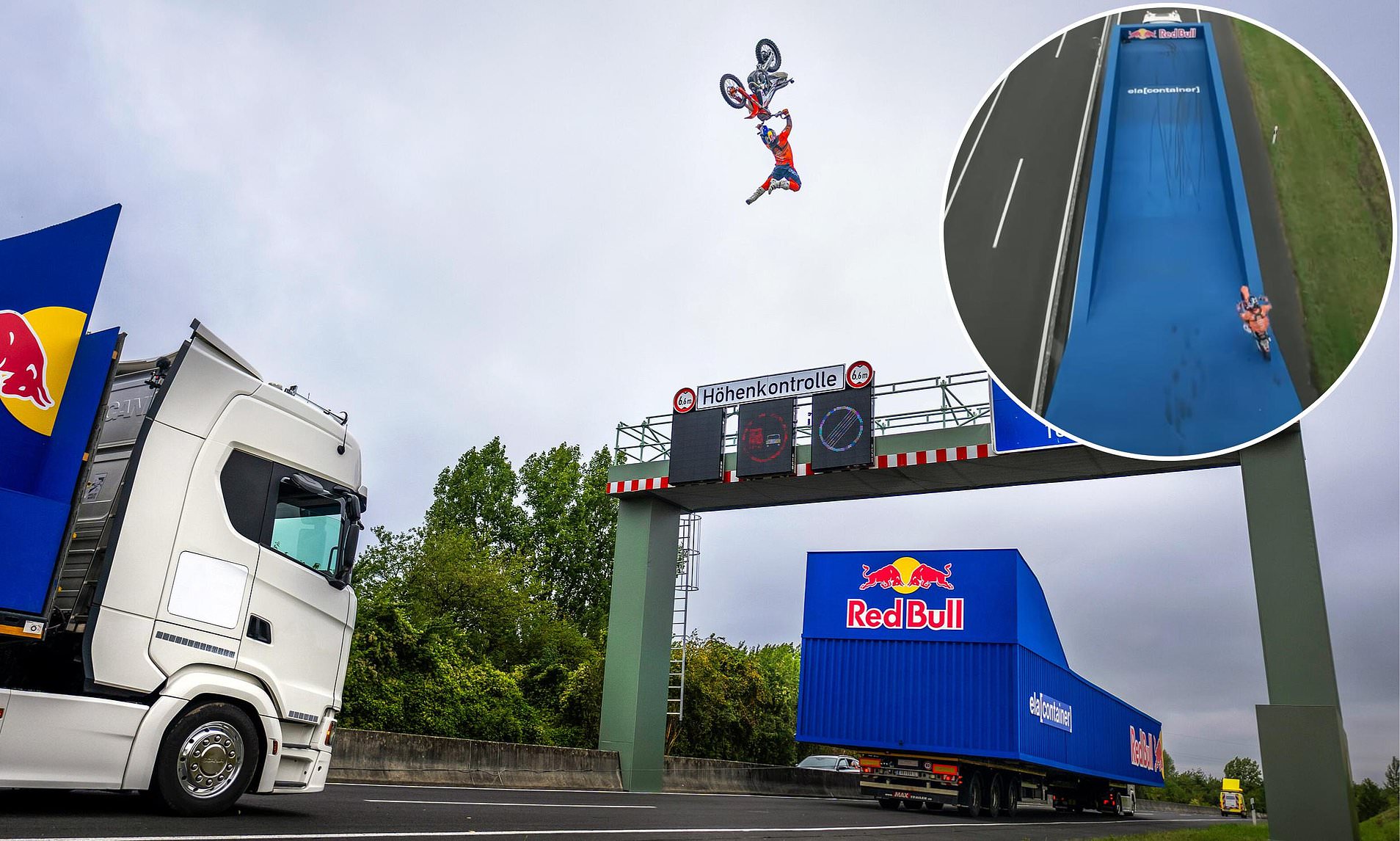 Watch the incredible moment motorcycle rider jumps between two moving ...