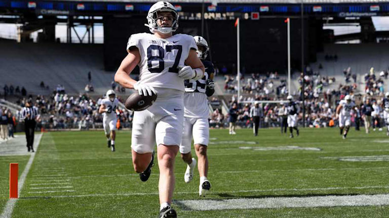 Two Penn State Players Make Emotional Returns in Week 1 Win Over Nevada