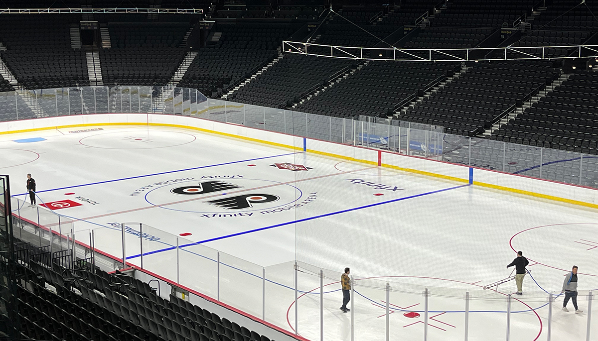 Flyers show off new ice at Xfinity Mobile Arena