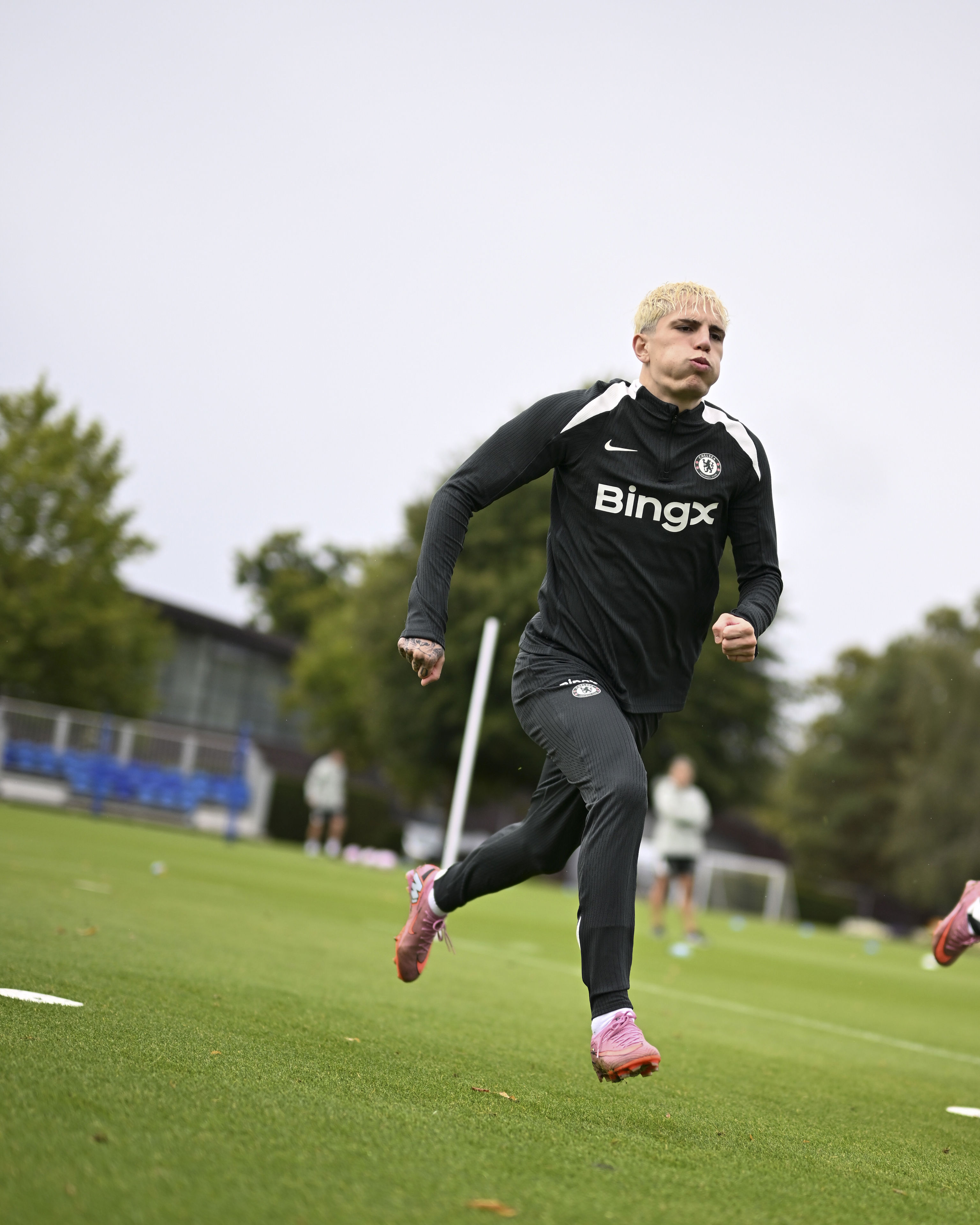 Transfer news LIVE! Liverpool to revive Guehi deal; Donnarumma delay ...