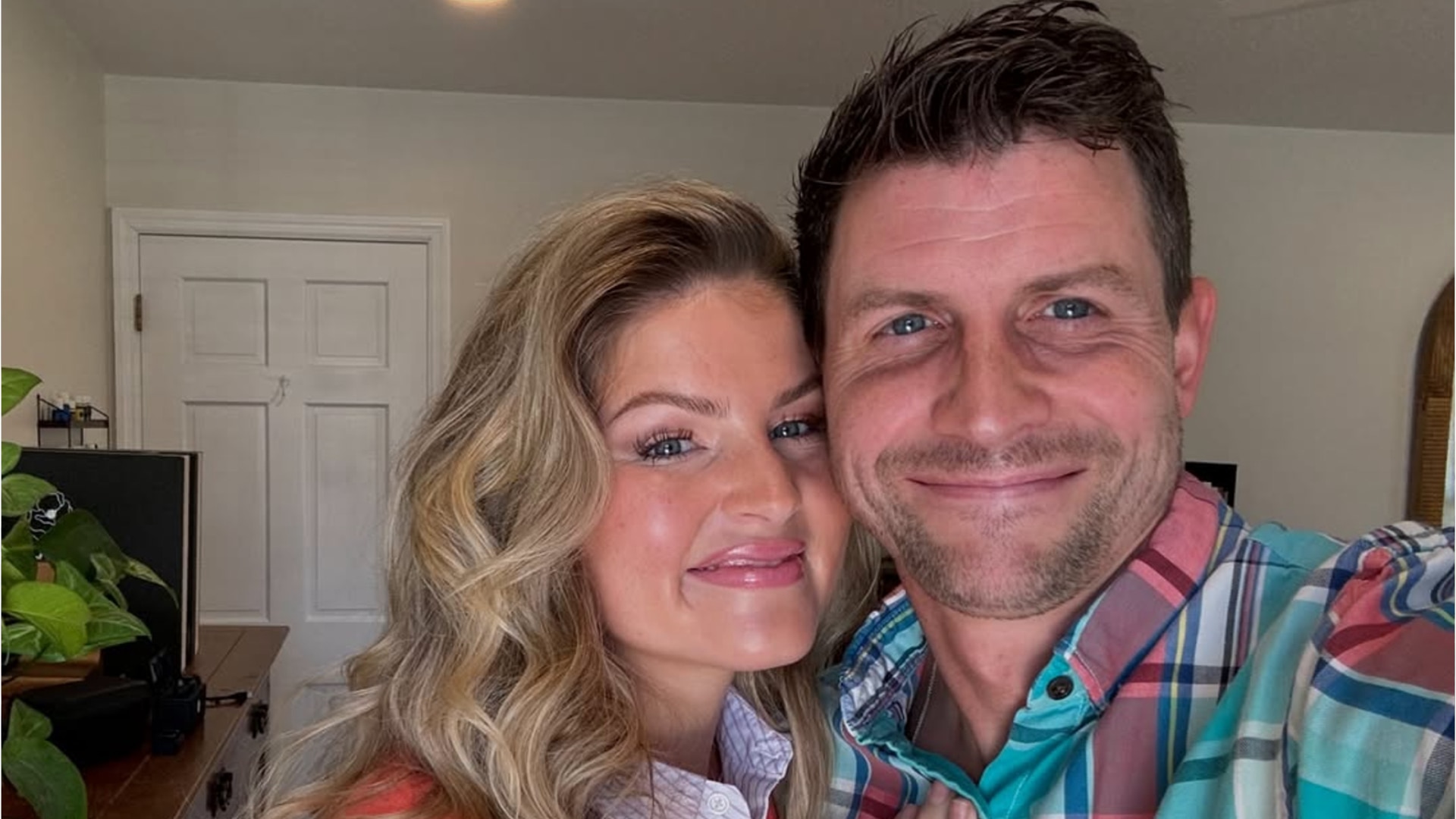 ‘Bringing Up Bates’ Alum Erin Bates in Septic Shock After Giving Birth ...