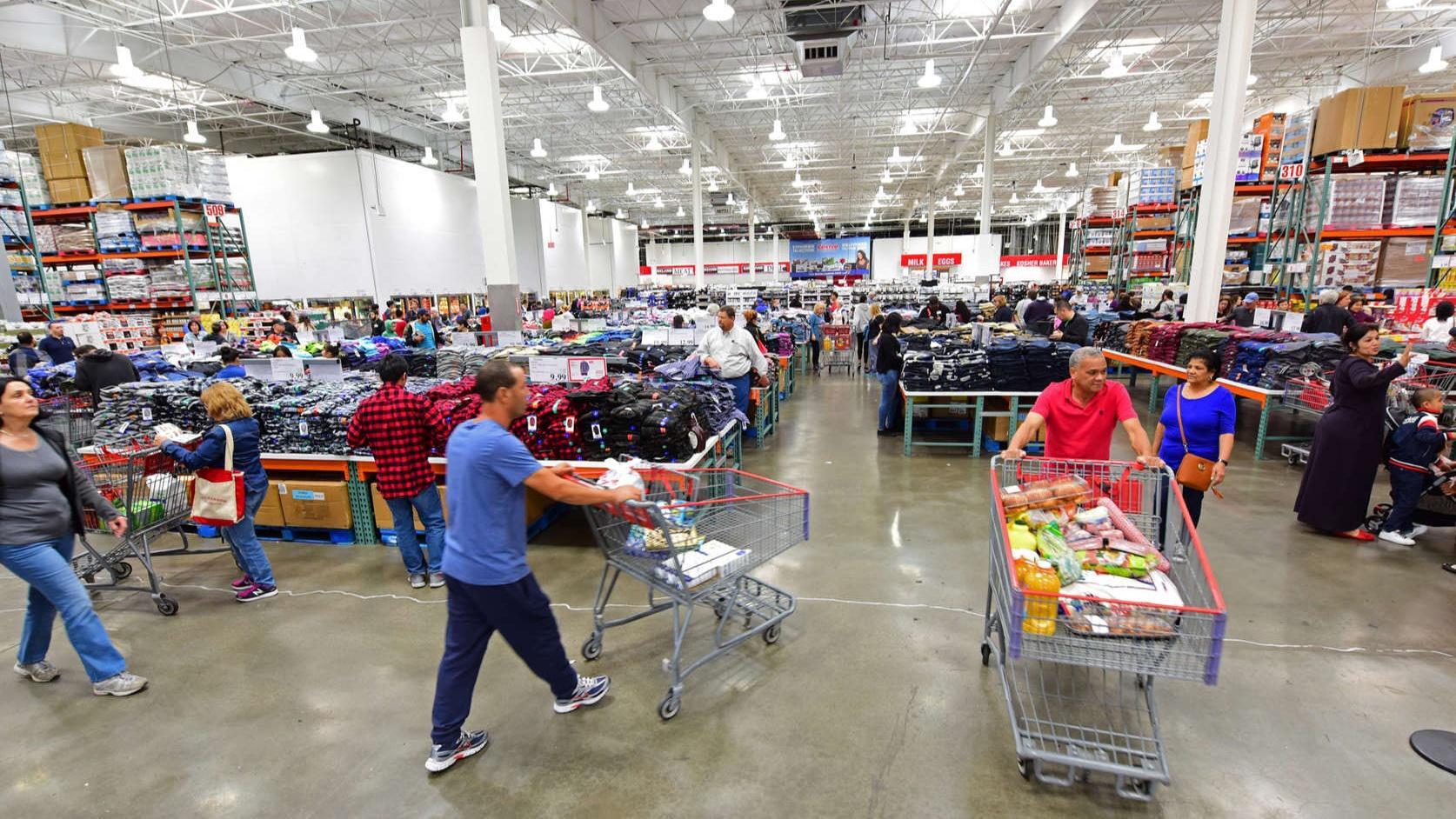 5 Foods to Always Buy at Costco