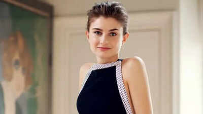 Passing the Torch: Chloe Malle Steps into Vogue’s Editorial Helm