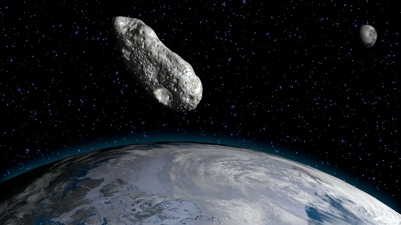 Newly discovered bus-size asteroid will zoom close past Earth tomorrow ...
