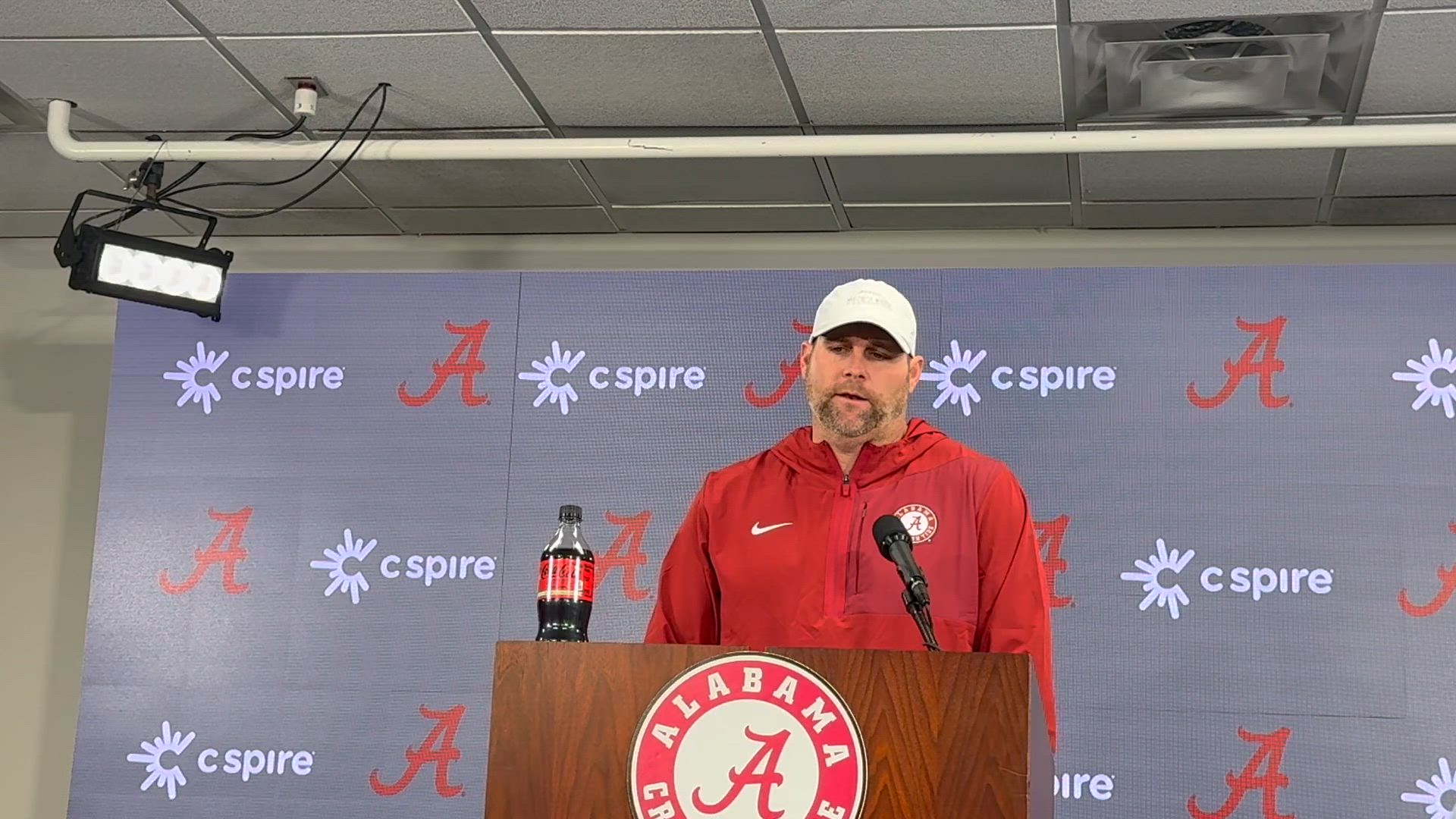 Why did Kane Wommack and Alabama's defense play so many players?