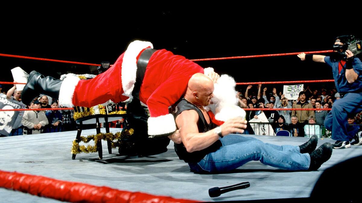 10 Greatest WWE Finishers of All Time, Including the Stone Cold Stunner