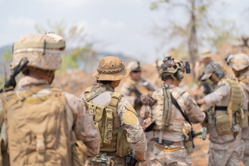 How Do U.S. Army Height Requirements Compare to Other Nations?