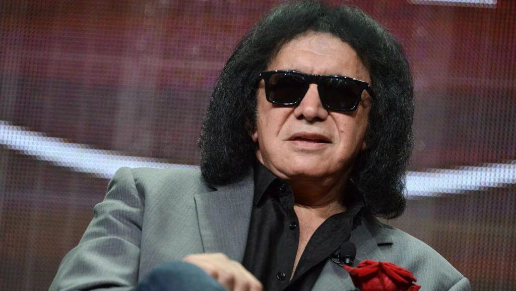 15 Celebrities And The Unusual Jobs They Had Before Fame